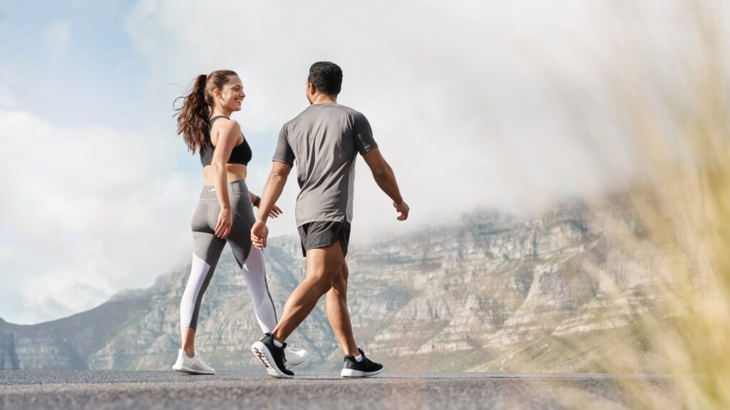 Los 5 Beneficios de Caminar: ¡mantente activa este verano!