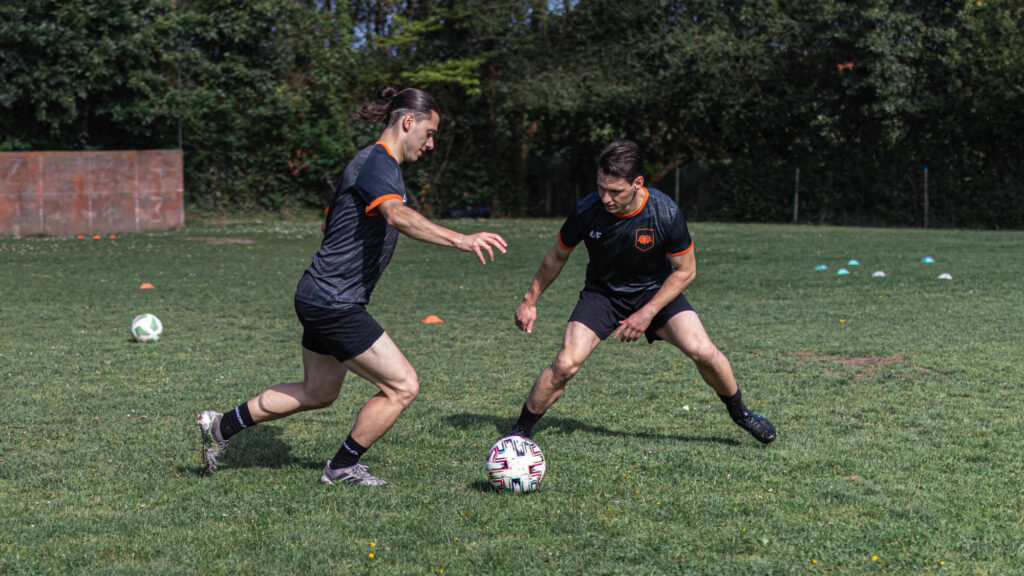 7 regates fáciles y efectivos de fútbol para driblar siempre a tu rival